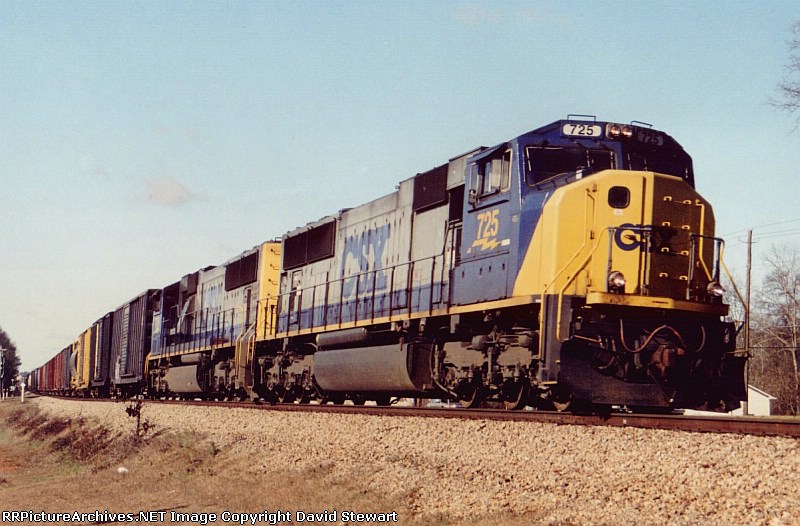 Q612/CSX 725